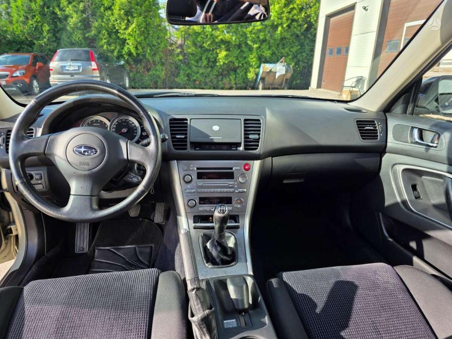 Dzeltens Subaru Outback 2004 Utena, ar dzinēja tilpumu 2.46 L un nobraukumu 286 tūkst. km par 3950 €, foto 11 vietnē AUTOMOTO.COM.LV