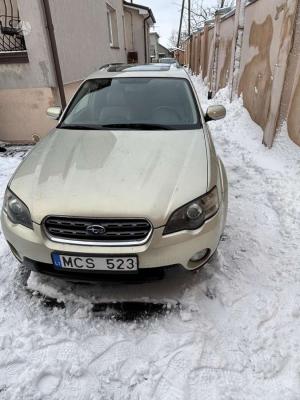 Yellow Subaru Outback 2005 in Siauliai, with an engine capacity of 3.00 L and mileage of 237 thousand km for 3950 €, photo 2 on AUTOMOTO.COM.LV