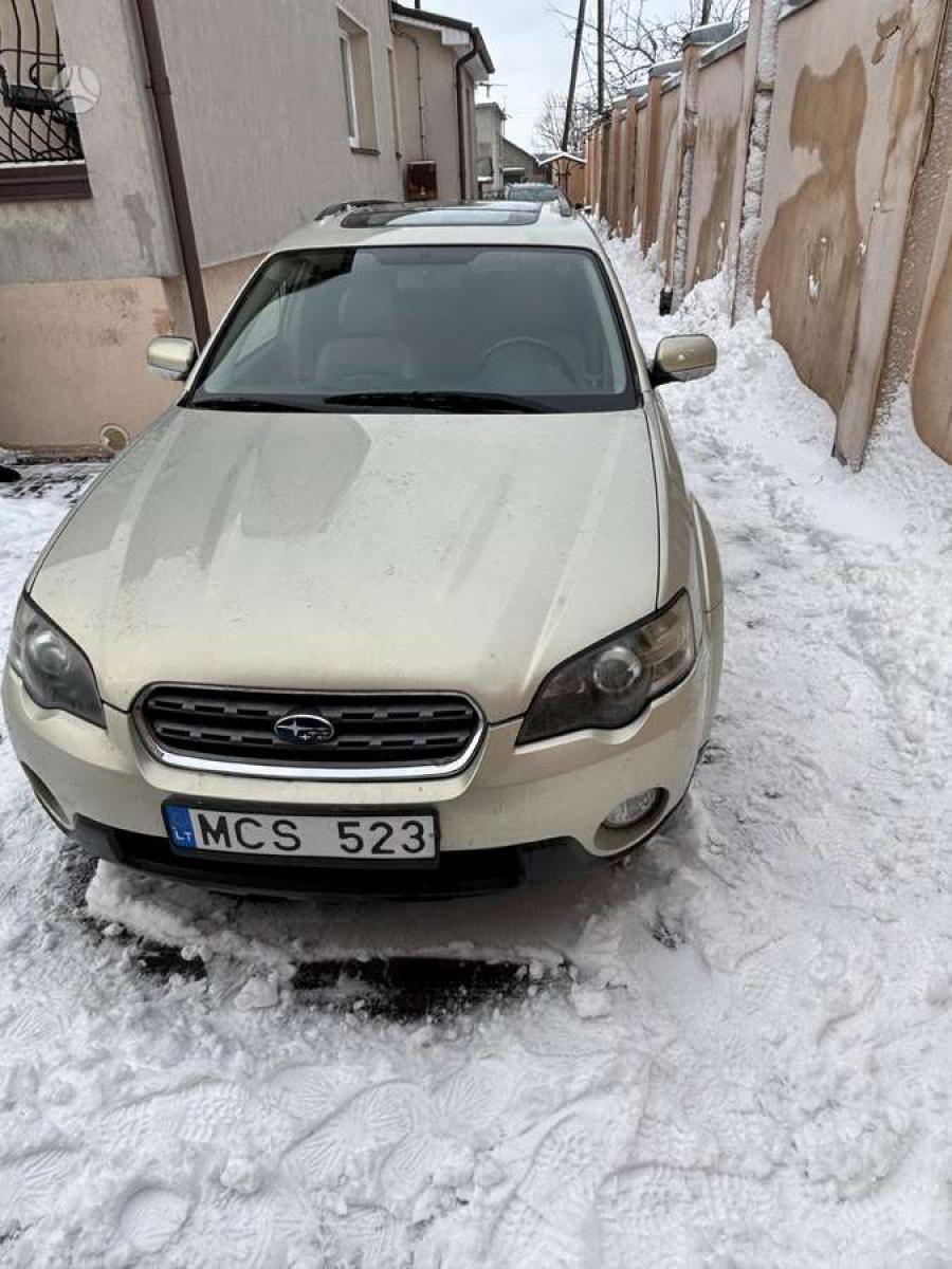 Yellow Subaru Outback 2005 in Siauliai, with an engine capacity of 3.00 L and mileage of 237 thousand km for 3950 €, photo 2 on AUTOMOTO.COM.LV
