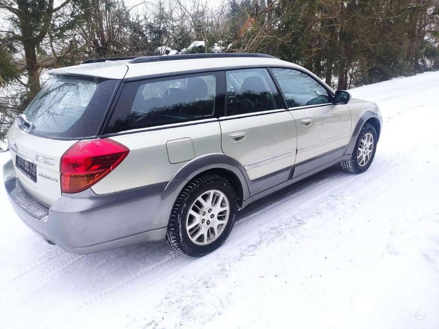 Dzeltens Subaru Outback 2005 Utena, ar dzinēja tilpumu 2.46 L un nobraukumu 217 tūkst. km par 3400 €, foto 9 vietnē AUTOMOTO.COM.LV