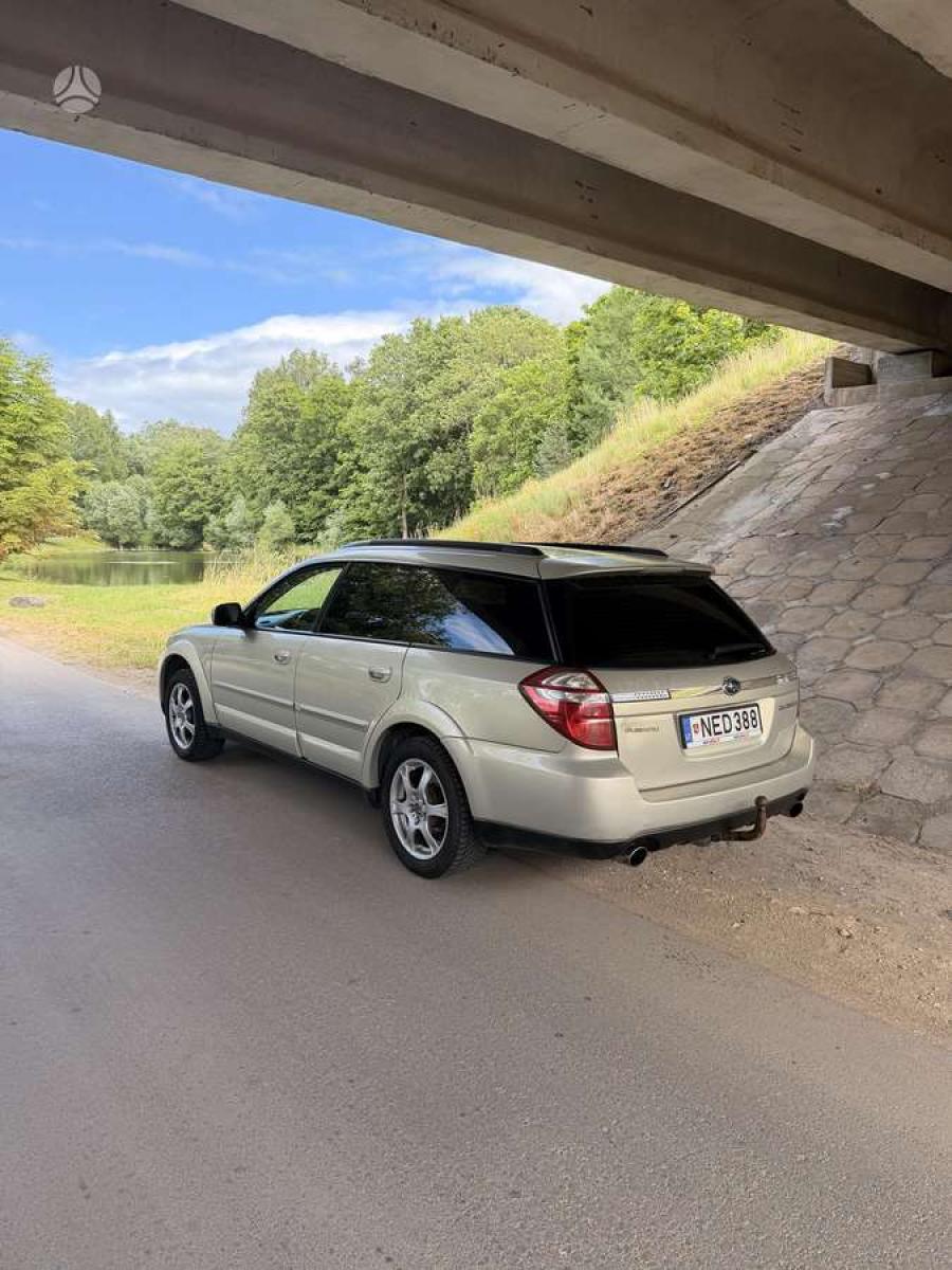 Dzeltens Subaru Outback 2007 Raseiniai, ar dzinēja tilpumu 2.50 L un nobraukumu 333 tūkst. km par 1950 €, foto 3 vietnē AUTOMOTO.COM.LV