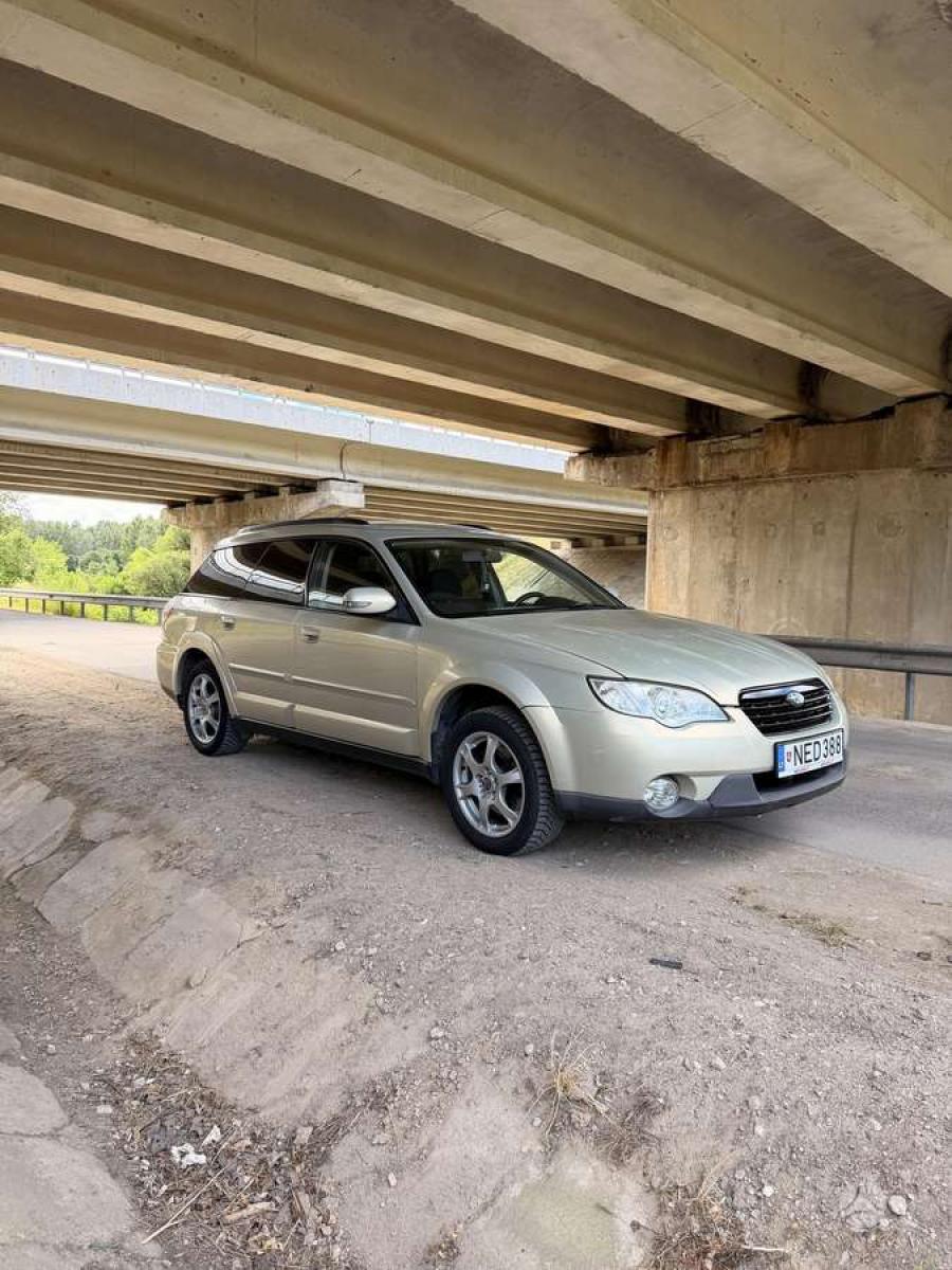 Dzeltens Subaru Outback 2007 Raseiniai, ar dzinēja tilpumu 2.50 L un nobraukumu 333 tūkst. km par 1950 €, foto 4 vietnē AUTOMOTO.COM.LV