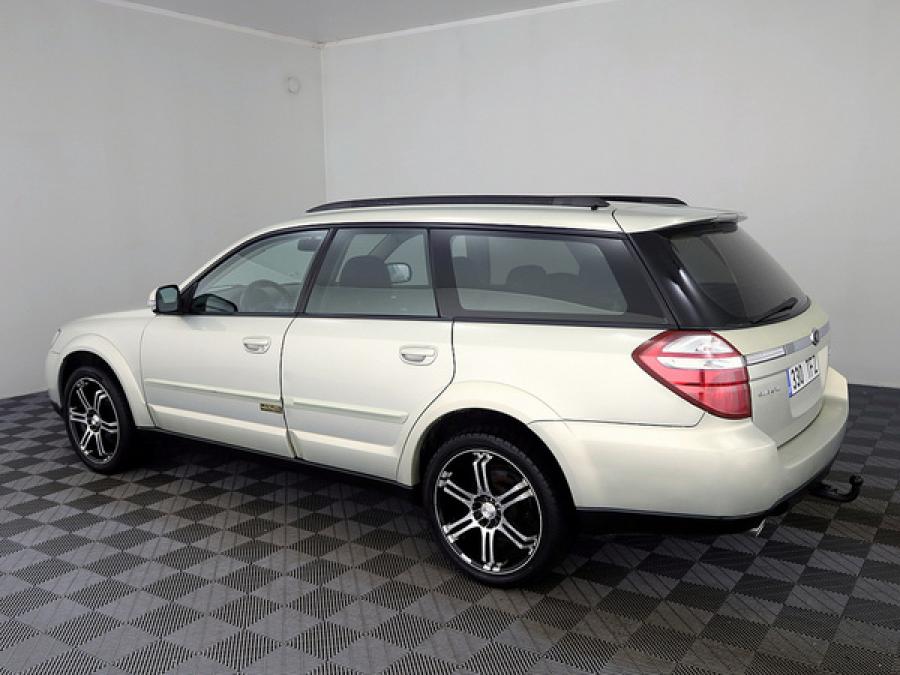Dzeltens Subaru Outback 2007 Tallina, ar dzinēja tilpumu 2.50 L un nobraukumu 329 tūkst. km par 1799 €, foto 5 vietnē AUTOMOTO.COM.LV