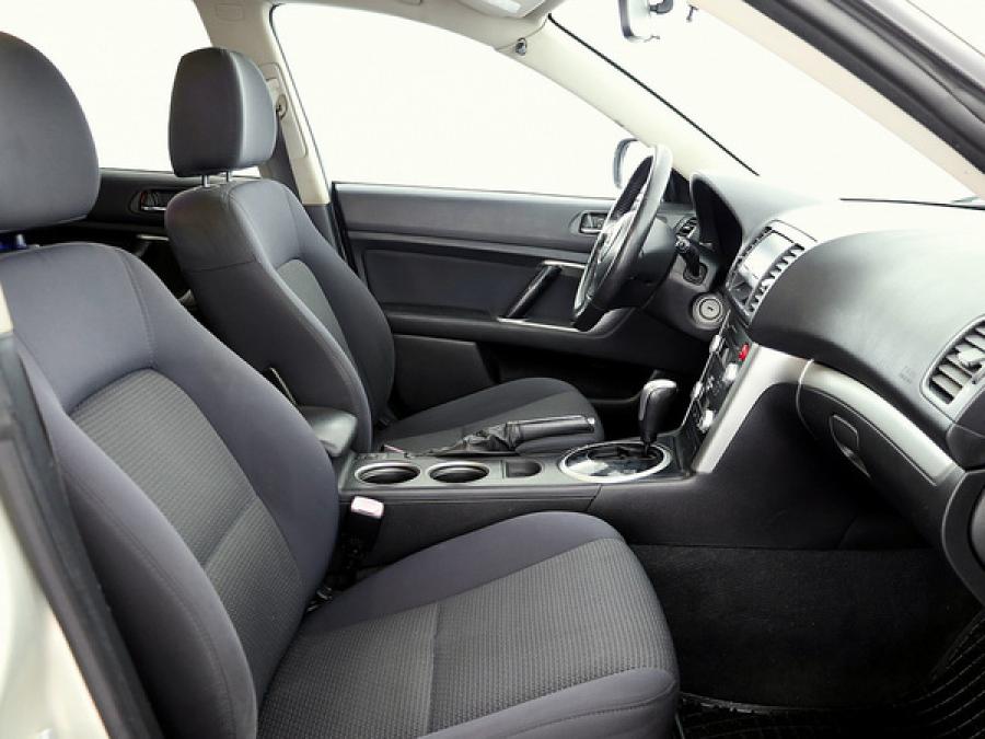 Dzeltens Subaru Outback 2007 Tallina, ar dzinēja tilpumu 2.50 L un nobraukumu 329 tūkst. km par 1799 €, foto 7 vietnē AUTOMOTO.COM.LV