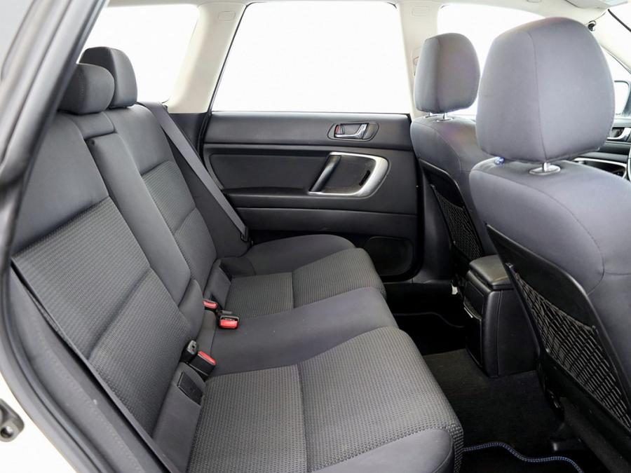 Dzeltens Subaru Outback 2007 Tallina, ar dzinēja tilpumu 2.50 L un nobraukumu 329 tūkst. km par 1799 €, foto 15 vietnē AUTOMOTO.COM.LV