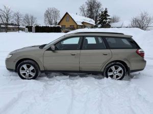 Dzeltens Subaru Outback 2009 Utena, ar dzinēja tilpumu 2.46 L un nobraukumu 251 tūkst. km par 5150 €, foto 5 vietnē AUTOMOTO.COM.LV