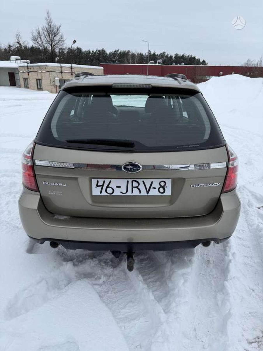 Dzeltens Subaru Outback 2009 Utena, ar dzinēja tilpumu 2.46 L un nobraukumu 251 tūkst. km par 5150 €, foto 8 vietnē AUTOMOTO.COM.LV