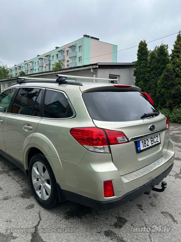 Dzeltens Subaru Outback 2010 Tallina, ar dzinēja tilpumu 2.50 L un nobraukumu 254 tūkst. km par 4400 €, foto 6 vietnē AUTOMOTO.COM.LV