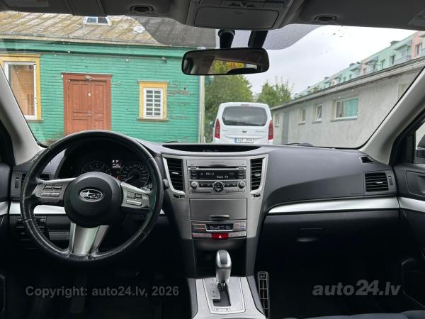 Dzeltens Subaru Outback 2010 Tallina, ar dzinēja tilpumu 2.50 L un nobraukumu 254 tūkst. km par 4400 €, foto 8 vietnē AUTOMOTO.COM.LV