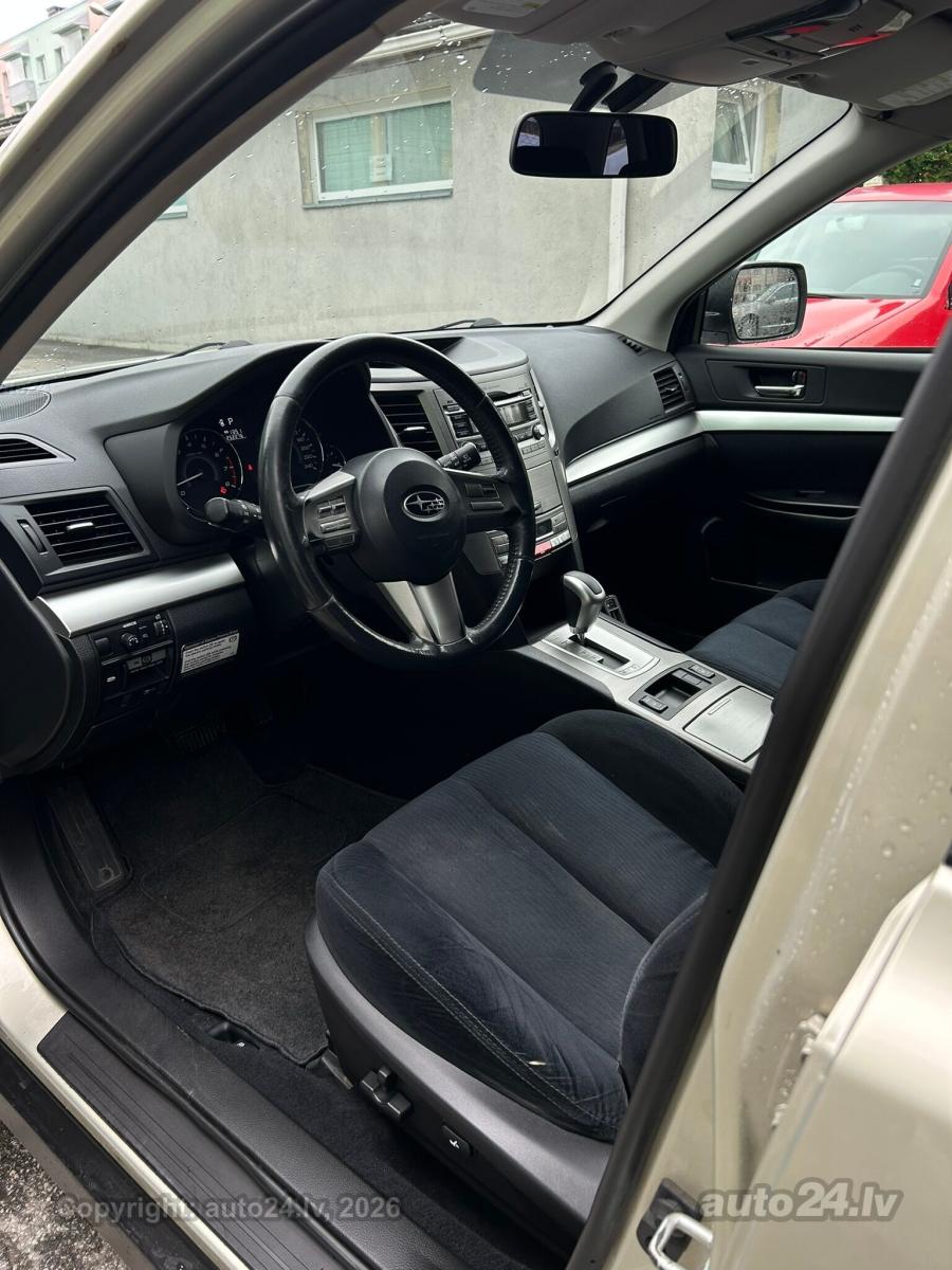 Dzeltens Subaru Outback 2010 Tallina, ar dzinēja tilpumu 2.50 L un nobraukumu 254 tūkst. km par 4400 €, foto 13 vietnē AUTOMOTO.COM.LV