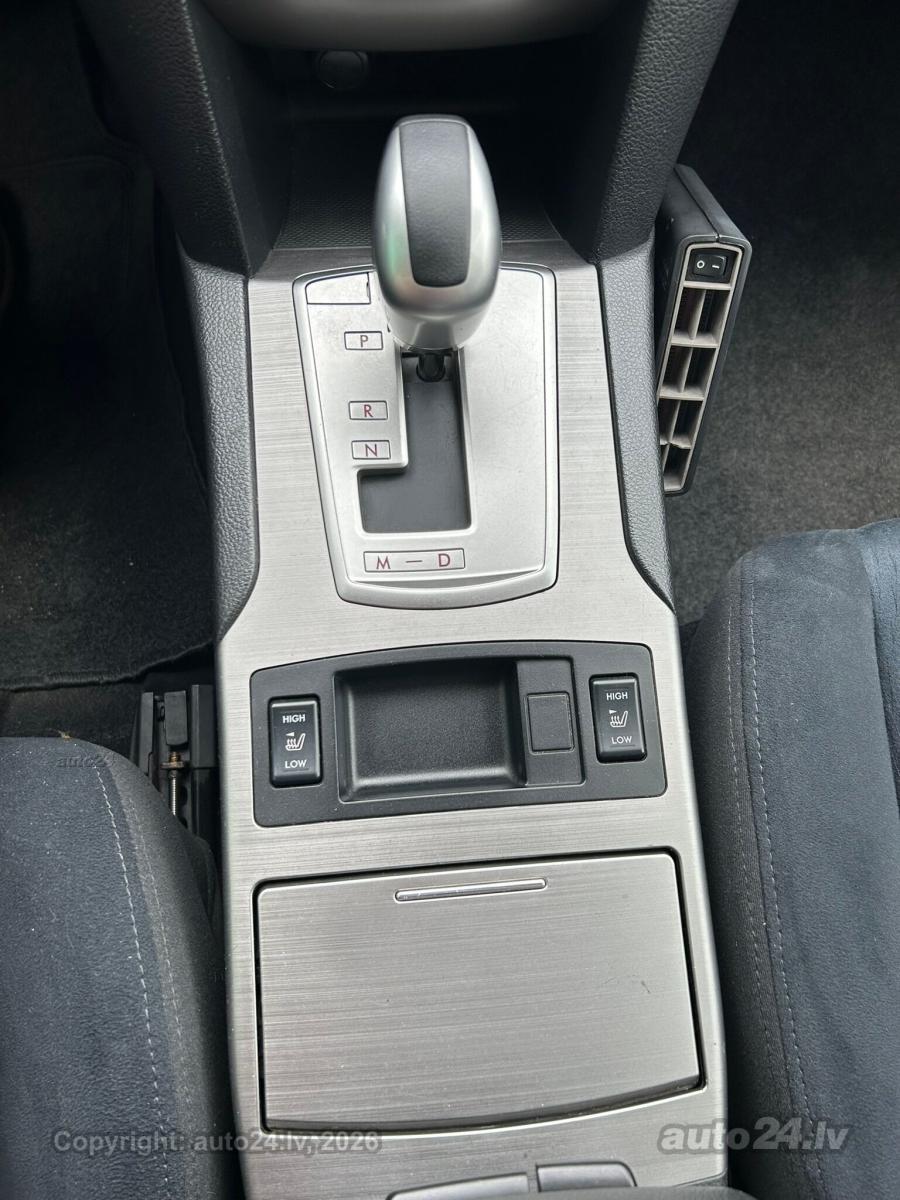 Dzeltens Subaru Outback 2010 Tallina, ar dzinēja tilpumu 2.50 L un nobraukumu 254 tūkst. km par 4400 €, foto 15 vietnē AUTOMOTO.COM.LV