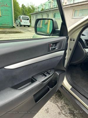 Dzeltens Subaru Outback 2010 Tallina, ar dzinēja tilpumu 2.50 L un nobraukumu 254 tūkst. km par 4400 €, foto 17 vietnē AUTOMOTO.COM.LV