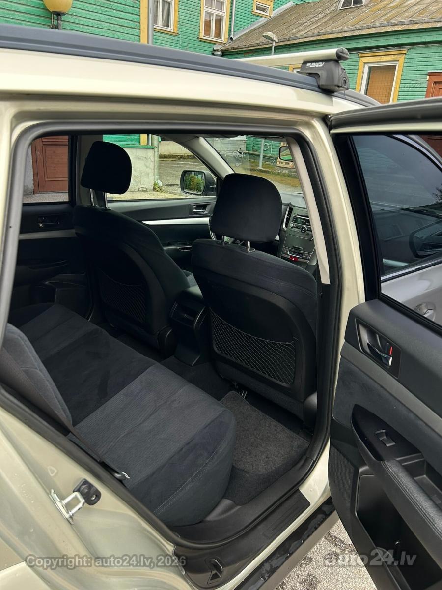 Dzeltens Subaru Outback 2010 Tallina, ar dzinēja tilpumu 2.50 L un nobraukumu 254 tūkst. km par 4400 €, foto 19 vietnē AUTOMOTO.COM.LV