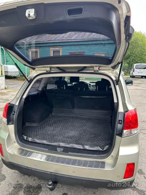 Dzeltens Subaru Outback 2010 Tallina, ar dzinēja tilpumu 2.50 L un nobraukumu 254 tūkst. km par 4400 €, foto 23 vietnē AUTOMOTO.COM.LV