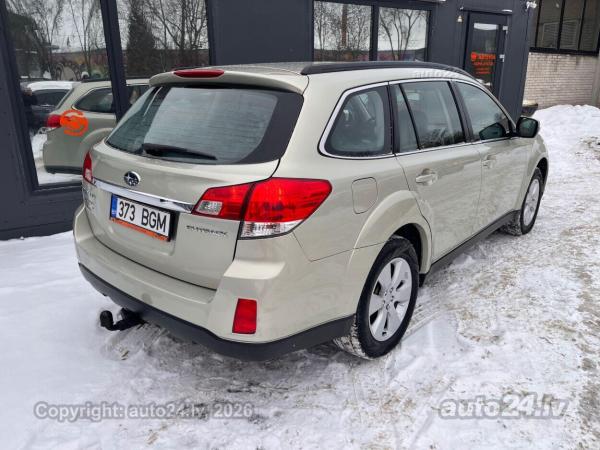Yellow Subaru Outback 2012 in Tallinn, with an engine capacity of 2.50 L and mileage of 213 thousand km for 5590 €, photo 4 on AUTOMOTO.COM.LV