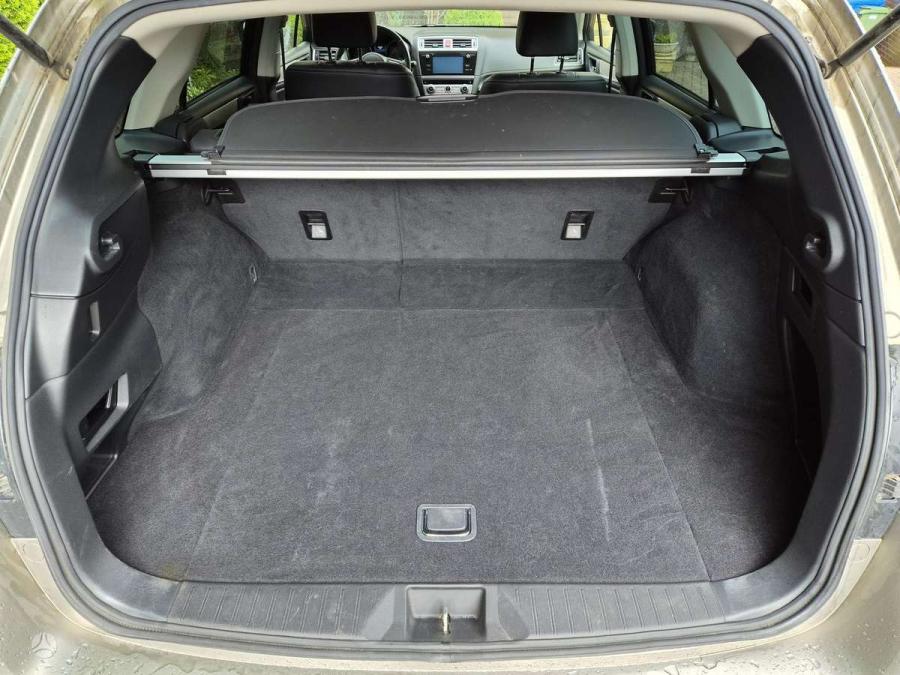 Yellow Subaru Outback 2017 in Vilnius, with an engine capacity of 2.00 L and mileage of 225 thousand km for 13800 €, photo 14 on AUTOMOTO.COM.LV