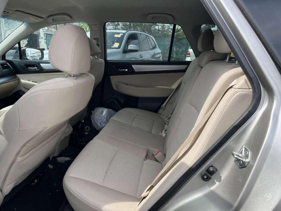 Yellow Subaru Outback 2018 in Alytus, with an engine capacity of 2.50 L and mileage of 214 thousand km for 6300 €, photo 19 on AUTOMOTO.COM.LV