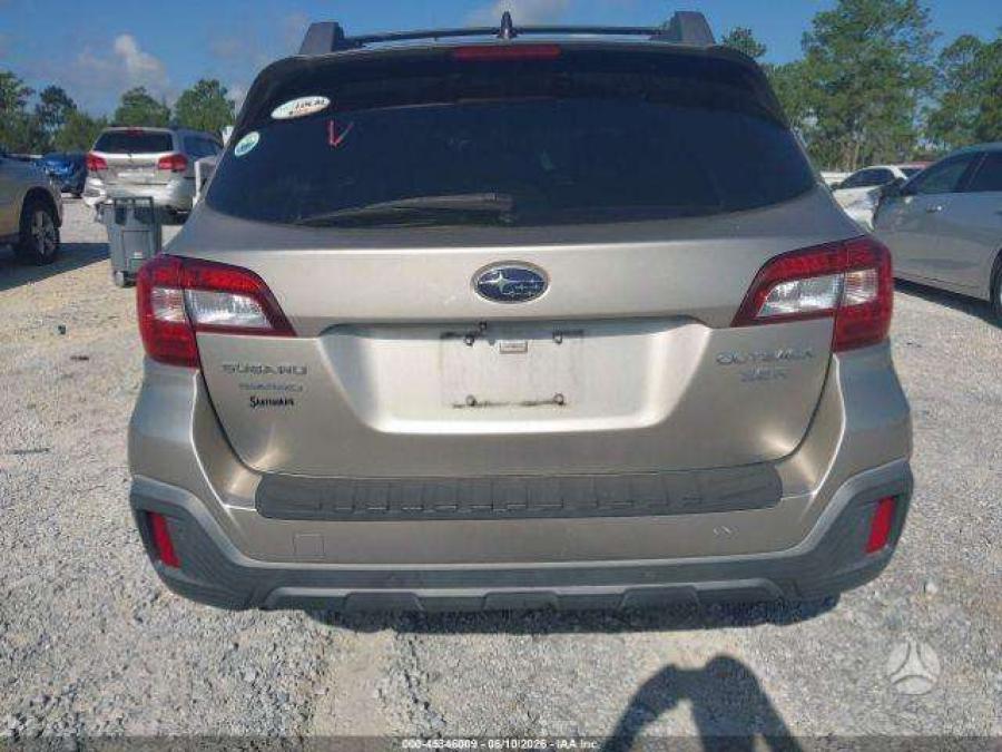 Yellow Subaru Outback 2018 in Klaipeda, with an engine capacity of 3.60 L and mileage of 215 thousand km for 3500 €, photo 6 on AUTOMOTO.COM.LV