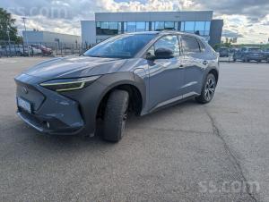 Синий Субару Solterra 2023 в Елгава, объемом двигателя 0.00 л и пробегом 33 тыс. км за 27800 €, фото 3 на AUTOMOTO.COM.LV