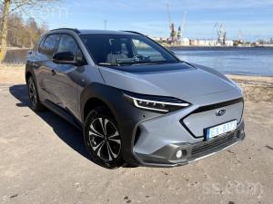 Pelēks Subaru Solterra 2022 Rīga, ar dzinēja tilpumu 0.00 L un nobraukumu 45 tūkst. km par 32200 €, foto  vietnē AUTOMOTO.COM.LV