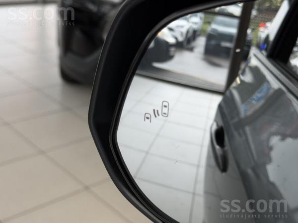 Subaru Solterra 2023 in Riga on AUTOMOTO.COM.LV Grey Subaru Solterra 2023 in Riga, with an engine capacity of 0.00 L and mileage of 47 thousand km for 33900 €, photo 11 on AUTOMOTO.COM.LV