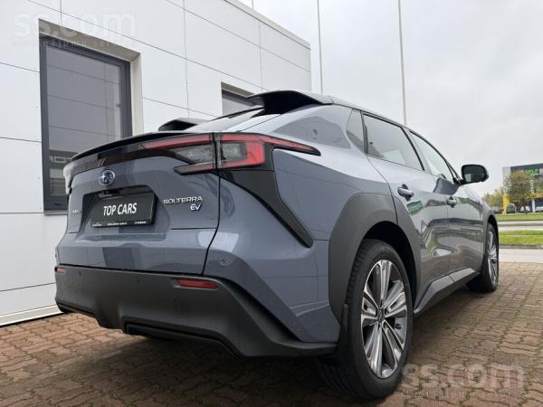 Pelēks Subaru Solterra 2024 Rīga, ar dzinēja tilpumu 0.00 L un nobraukumu 11 tūkst. km par 39900 €, foto 4 vietnē AUTOMOTO.COM.LV
