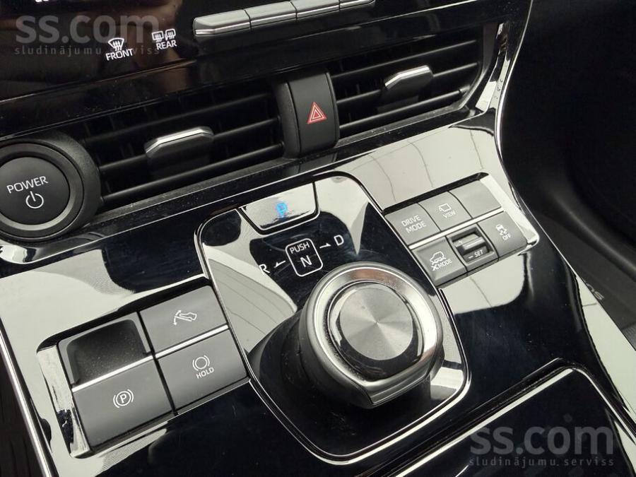 Grey Subaru Solterra 2024 in Riga, with an engine capacity of 0.00 L and mileage of 11 thousand km for 39900 €, photo 19 on AUTOMOTO.COM.LV