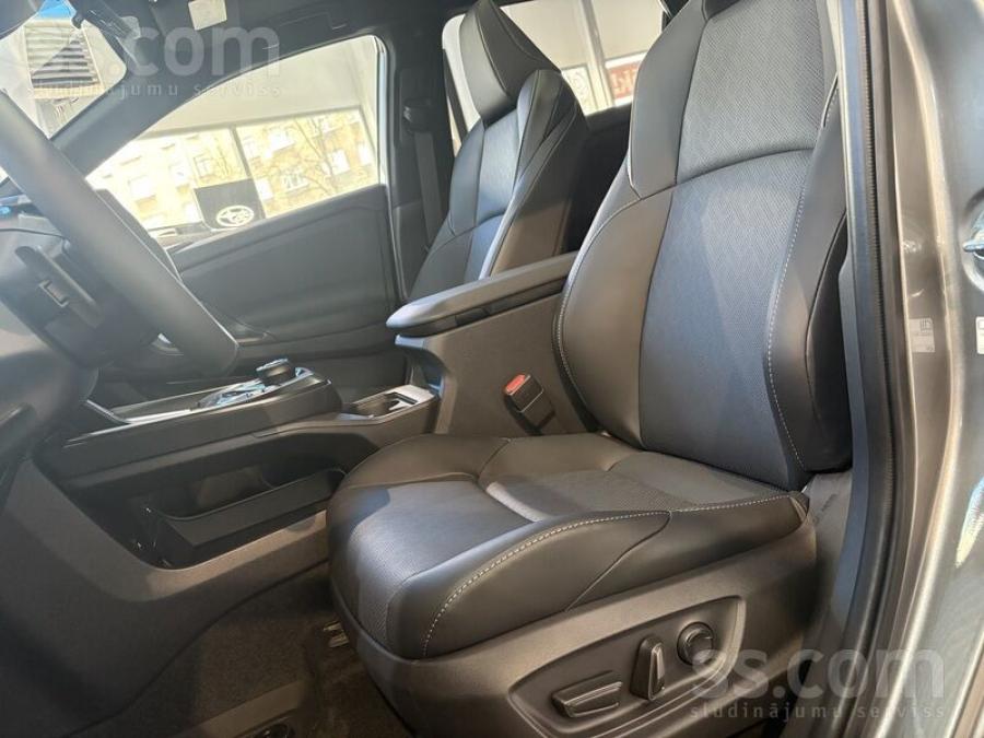 Pelēks Subaru Solterra 2026 Rīga, ar dzinēja tilpumu 0.00 L un nobraukumu 12 tūkst. km par 48400 €, foto 7 vietnē AUTOMOTO.COM.LV
