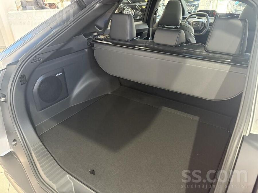 Pelēks Subaru Solterra 2026 Rīga, ar dzinēja tilpumu 0.00 L un nobraukumu 12 tūkst. km par 48400 €, foto 28 vietnē AUTOMOTO.COM.LV