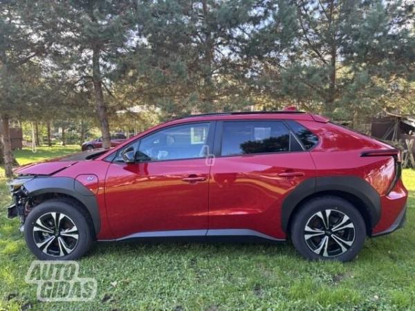 Субару Solterra 2025 в Клайпеда на AUTOMOTO.COM.LV Красный Субару Solterra 2025 в Клайпеда, объемом двигателя 0.00 л и пробегом 13 тыс. км за 16600 €, фото 1 на AUTOMOTO.COM.LV
