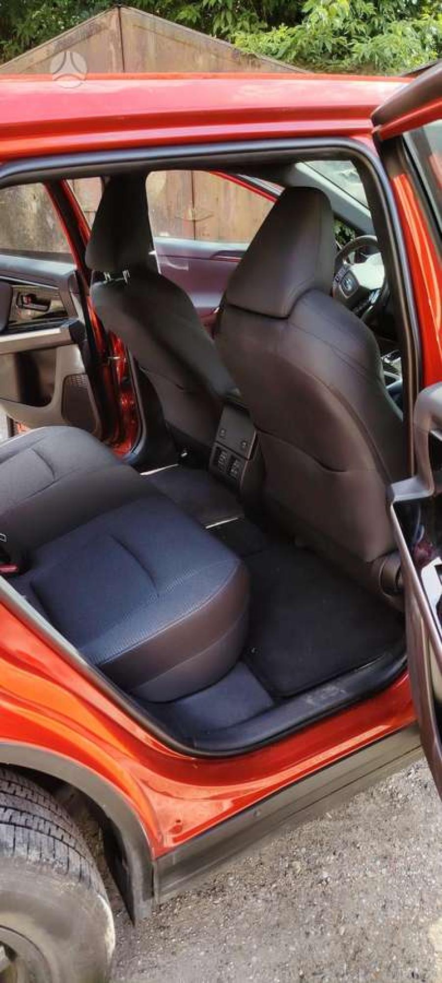 Red Subaru Solterra 2023 in Vilnius, with an engine capacity of 0.00 L and mileage of 21 thousand km for 21000 €, photo 15 on AUTOMOTO.COM.LV