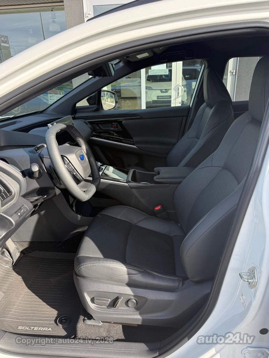 Balts Subaru Solterra 2024 Jehvi, ar dzinēja tilpumu 0.00 L un nobraukumu 77 tūkst. km par 31500 €, foto 8 vietnē AUTOMOTO.COM.LV