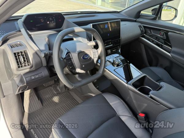 White Subaru Solterra 2024 in Johvi, with an engine capacity of 0.00 L and mileage of 77 thousand km for 31500 €, photo 8 on AUTOMOTO.COM.LV