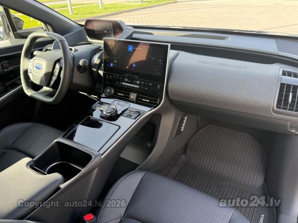 White Subaru Solterra 2024 in Johvi, with an engine capacity of 0.00 L and mileage of 77 thousand km for 31500 €, photo 10 on AUTOMOTO.COM.LV