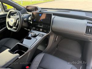 Balts Subaru Solterra 2024 Jehvi, ar dzinēja tilpumu 0.00 L un nobraukumu 77 tūkst. km par 31500 €, foto 11 vietnē AUTOMOTO.COM.LV