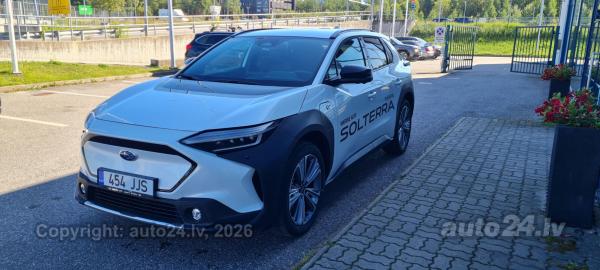 Balts Subaru Solterra 2025 Tallina, ar dzinēja tilpumu 0.00 L un nobraukumu 10 tūkst. km par 45900 €, foto 3 vietnē AUTOMOTO.COM.LV