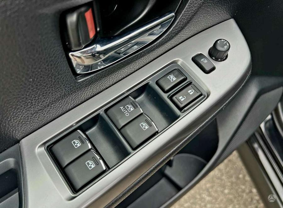 Melns Subaru SVX 2016 Utena, ar dzinēja tilpumu 2.00 L un nobraukumu 143 tūkst. km par 8999 €, foto 35 vietnē AUTOMOTO.COM.LV