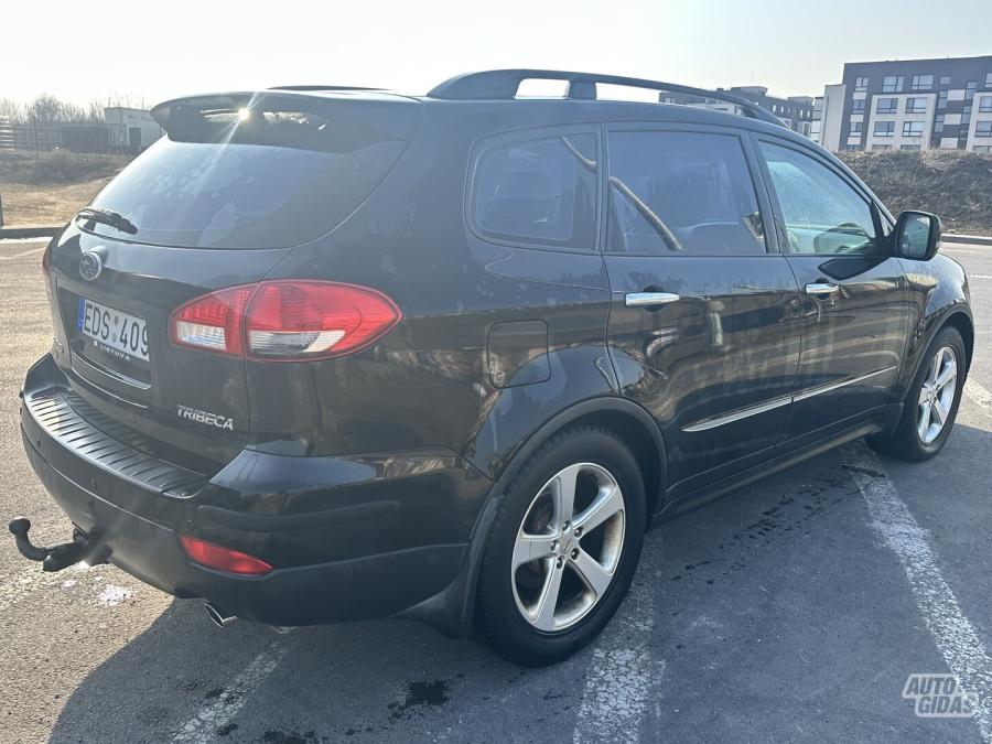 Melns Subaru Tribeca 2009 Viļņa, ar dzinēja tilpumu 3.60 L un nobraukumu 296 tūkst. km par 3600 €, foto 4 vietnē AUTOMOTO.COM.LV