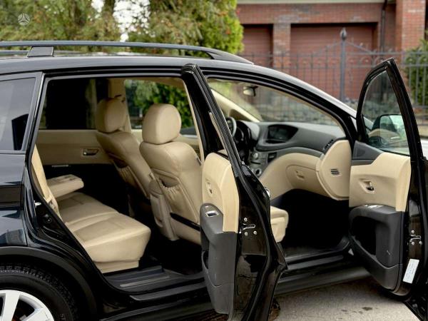 Black Subaru Tribeca 2010 in Klaipeda, with an engine capacity of 3.63 L and mileage of 144 thousand km for 6350 €, photo 9 on AUTOMOTO.COM.LV
