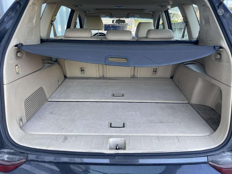 Grey Subaru Tribeca 2006 in Vilnius, with an engine capacity of 3.00 L and mileage of 198 thousand km for 2900 €, photo 5 on AUTOMOTO.COM.LV