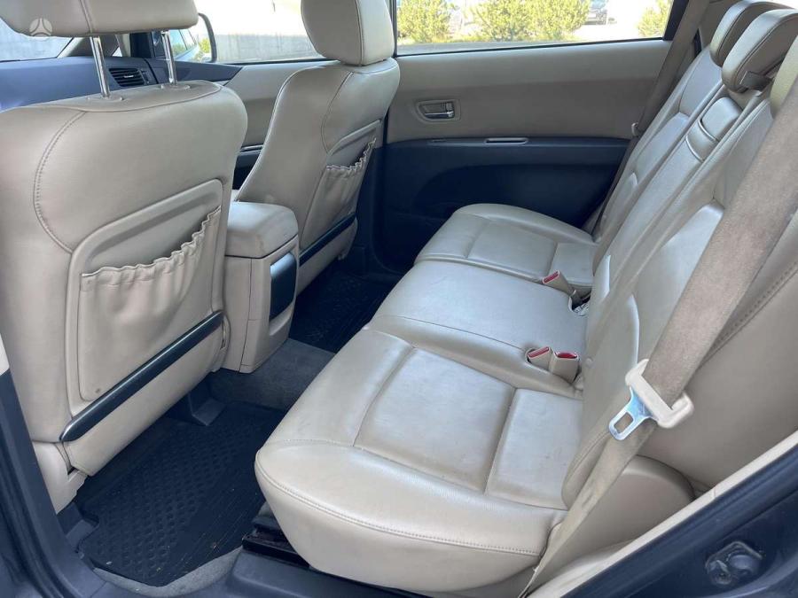 Grey Subaru Tribeca 2006 in Vilnius, with an engine capacity of 3.00 L and mileage of 198 thousand km for 2900 €, photo 6 on AUTOMOTO.COM.LV