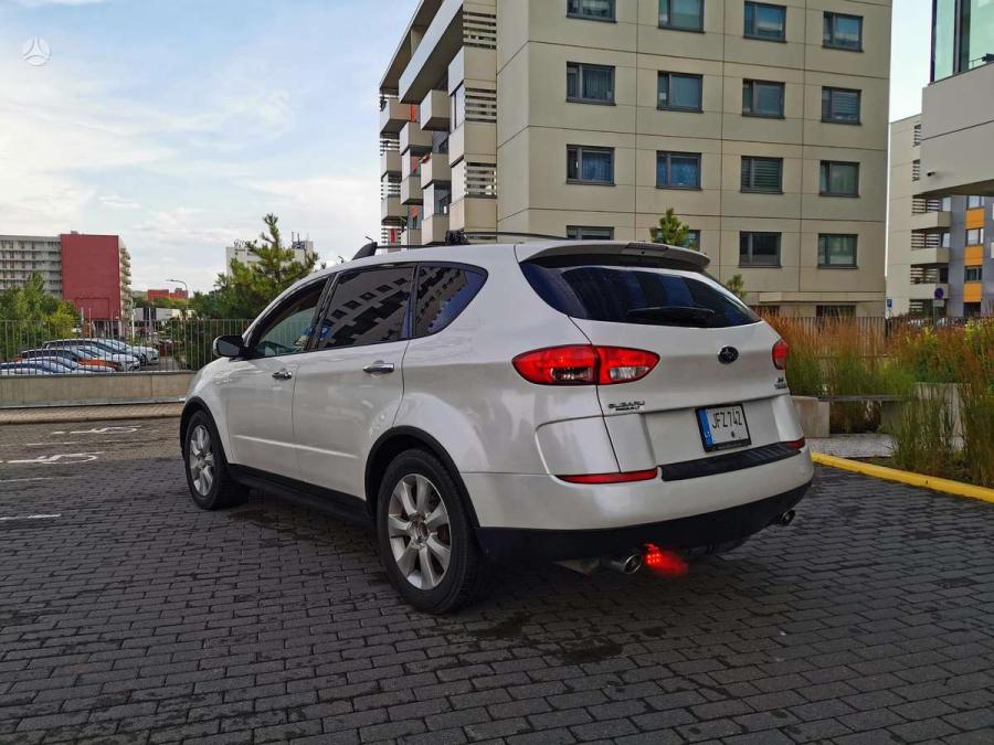 Balts Subaru Tribeca 2009 Viļņa, ar dzinēja tilpumu 3.00 L un nobraukumu 200 tūkst. km par 1900 €, foto 3 vietnē AUTOMOTO.COM.LV