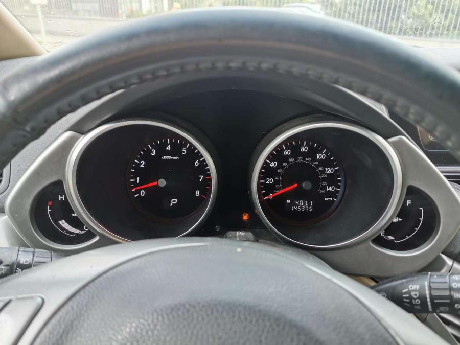 Balts Subaru Tribeca 2009 Viļņa, ar dzinēja tilpumu 3.00 L un nobraukumu 200 tūkst. km par 1900 €, foto 23 vietnē AUTOMOTO.COM.LV