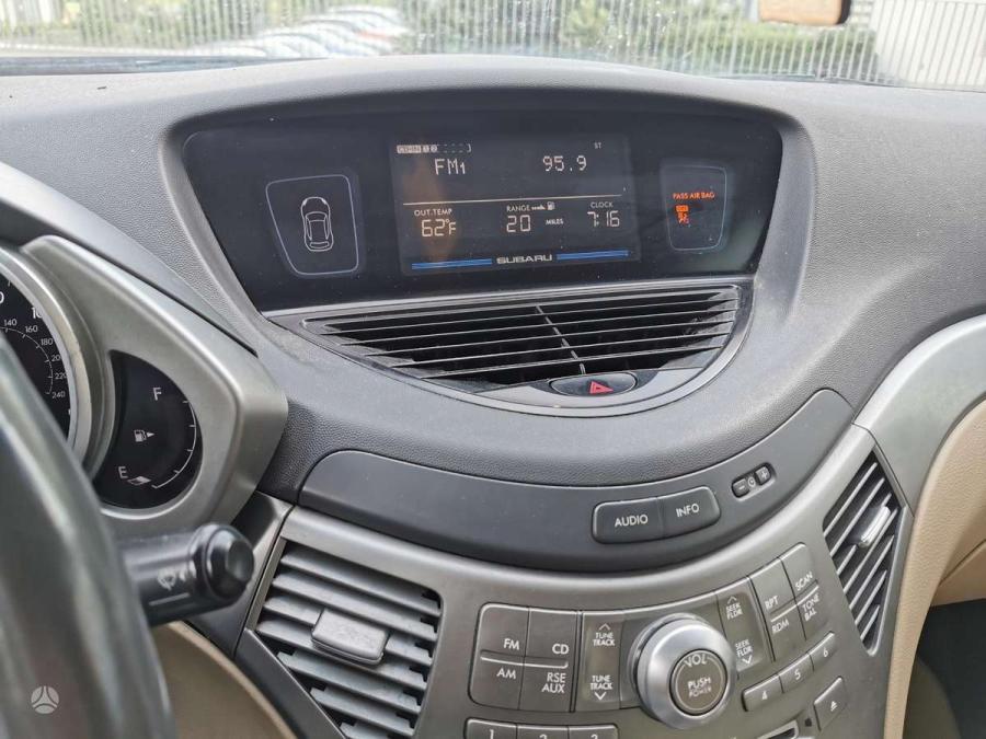 Balts Subaru Tribeca 2009 Viļņa, ar dzinēja tilpumu 3.00 L un nobraukumu 200 tūkst. km par 1900 €, foto 24 vietnē AUTOMOTO.COM.LV
