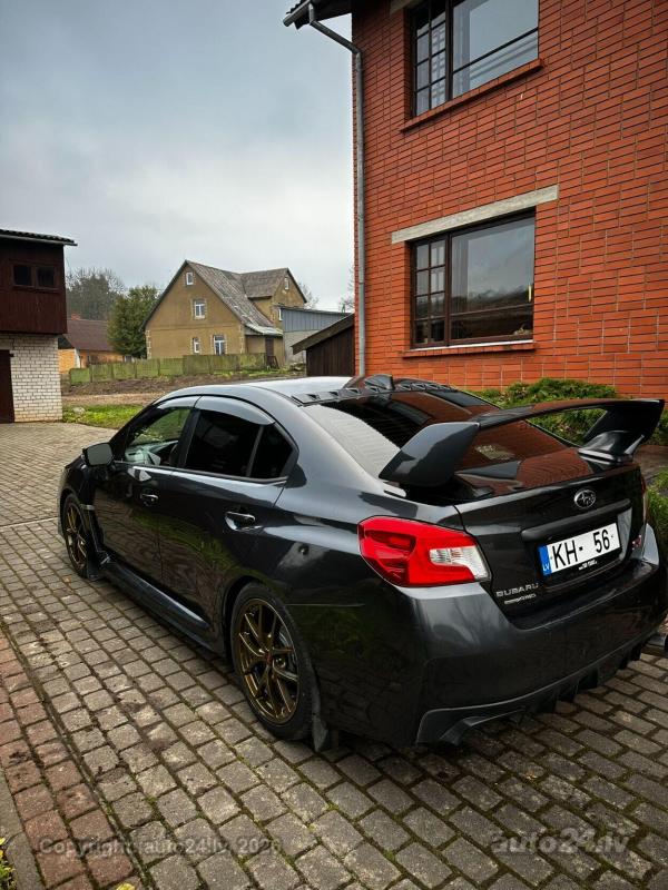 Pelēks Subaru wrx-sti 2015 Valka, ar dzinēja tilpumu 2.50 L un nobraukumu 125 tūkst. km par 20000 €, foto 4 vietnē AUTOMOTO.COM.LV