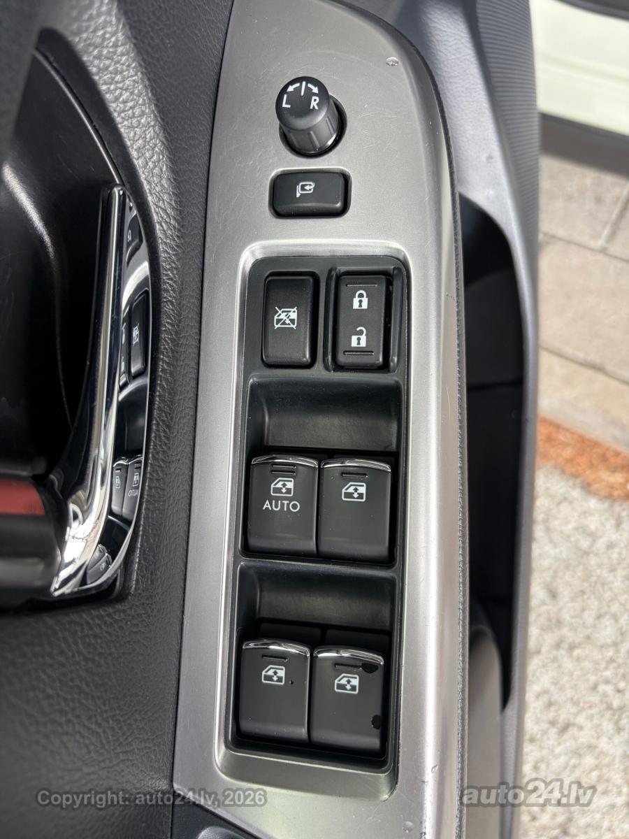 Beige Subaru XV 2016 in Tallinn, with an engine capacity of 2.00 L and mileage of 110 thousand km for 12990 €, photo 14 on AUTOMOTO.COM.LV
