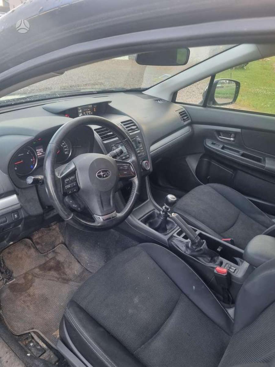 Black Subaru XV 2012 in Silale, with an engine capacity of 2.00 L and mileage of 260 thousand km for 1900 €, photo 6 on AUTOMOTO.COM.LV
