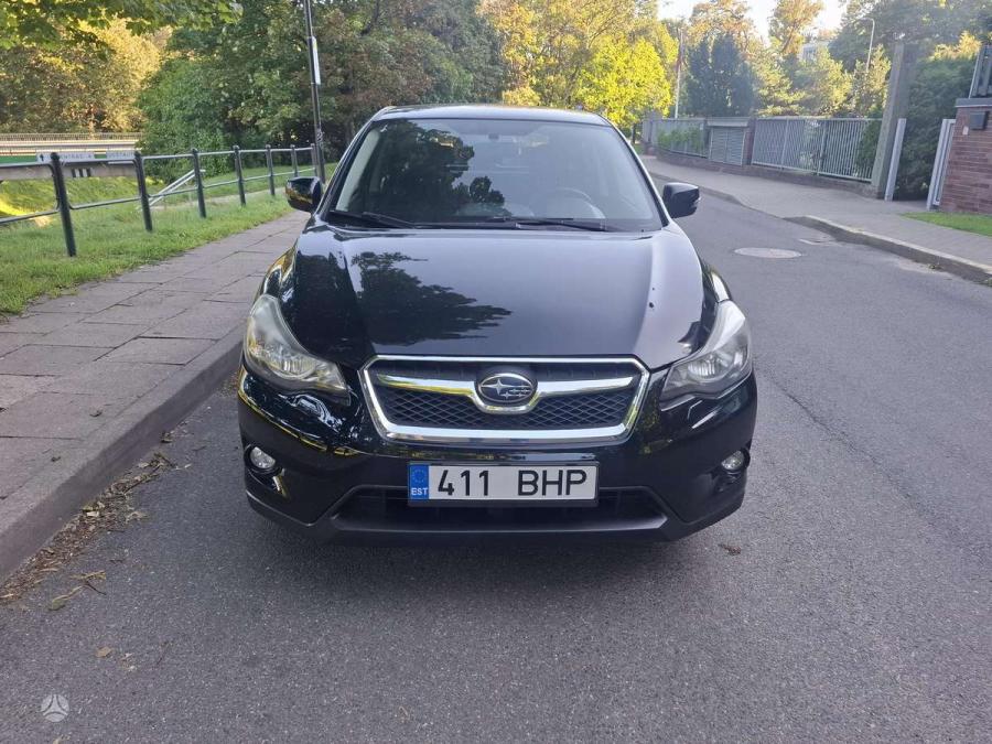 Black Subaru XV 2012 in Vilnius, with an engine capacity of 2.00 L and mileage of 192 thousand km for 6100 €, photo 3 on AUTOMOTO.COM.LV