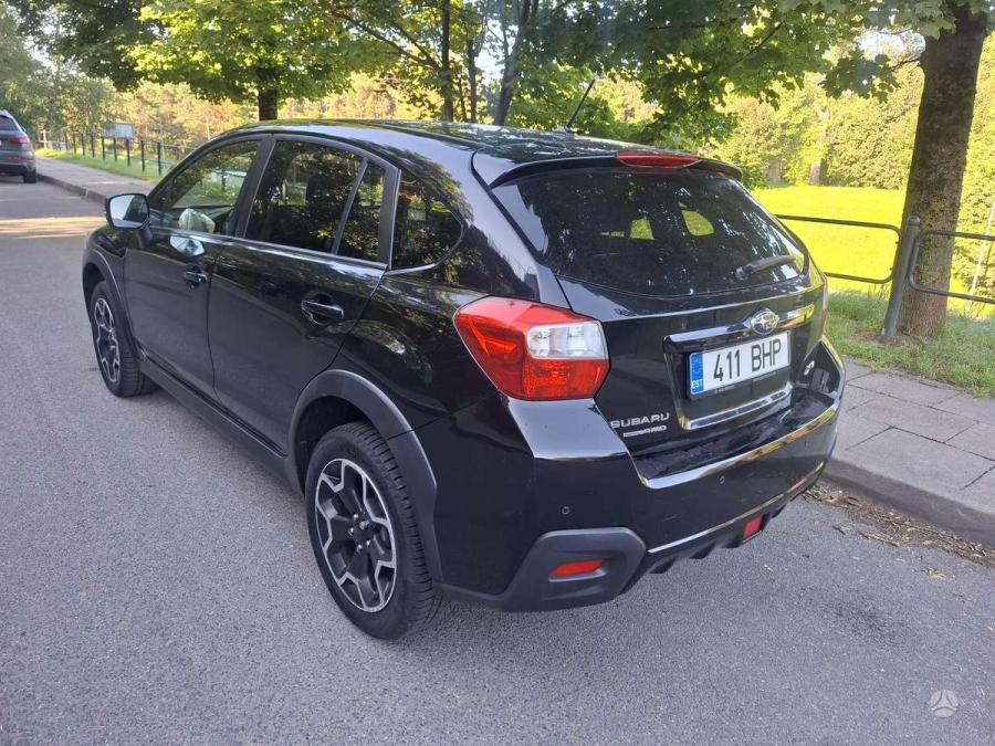 Black Subaru XV 2012 in Vilnius, with an engine capacity of 2.00 L and mileage of 192 thousand km for 6100 €, photo 8 on AUTOMOTO.COM.LV
