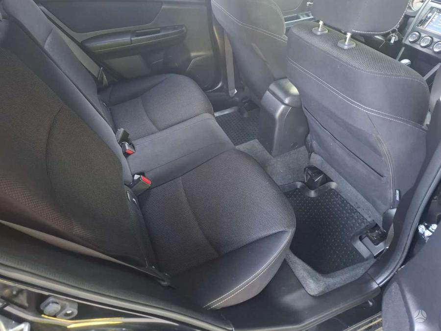 Black Subaru XV 2012 in Vilnius, with an engine capacity of 2.00 L and mileage of 192 thousand km for 6100 €, photo 11 on AUTOMOTO.COM.LV